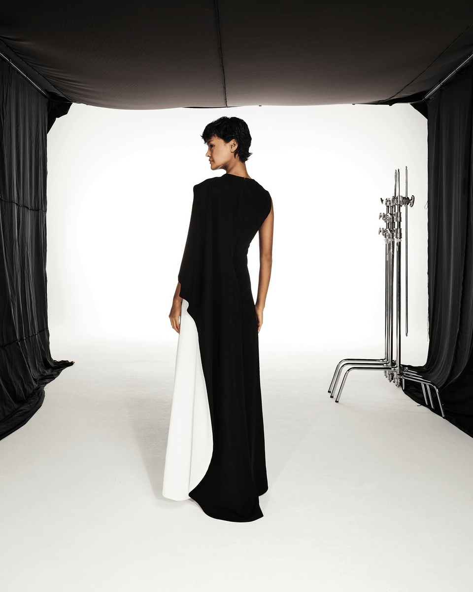 BLACK AND WHITE MULTI PANEL DRESS WITH EXTENDED SLEEVES – THA SEEN